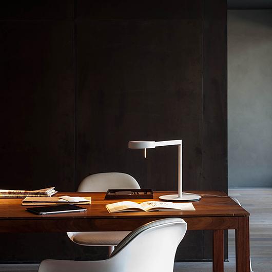 Vibia | Swing Table Lamp